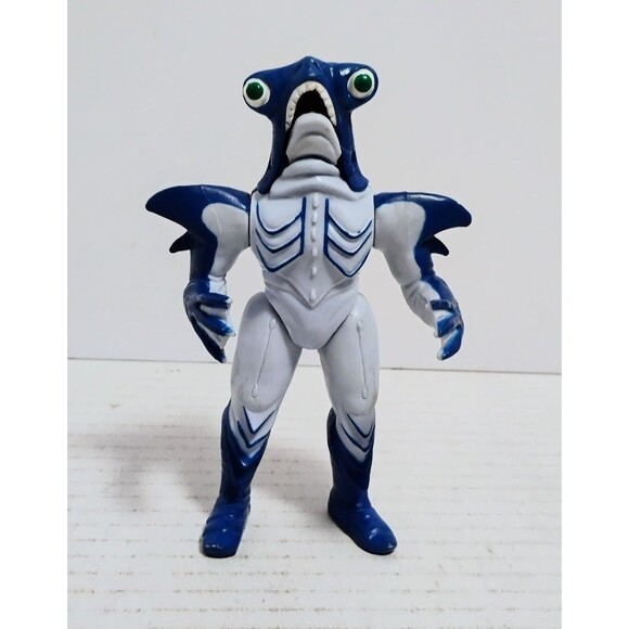 Toys | 1994 Bandai Mighty Morphin Power Rangers Slippery Shark Action ...